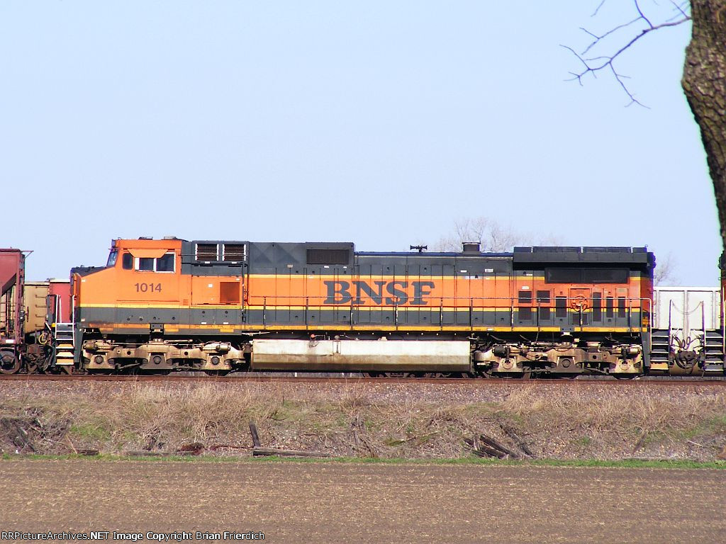 BNSF 1014
